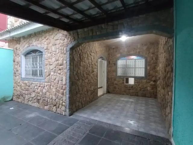 Casa / Sobrado em Condomínio para Locação em Rio de Janeiro/RJ Campo Grande 3 Quartos