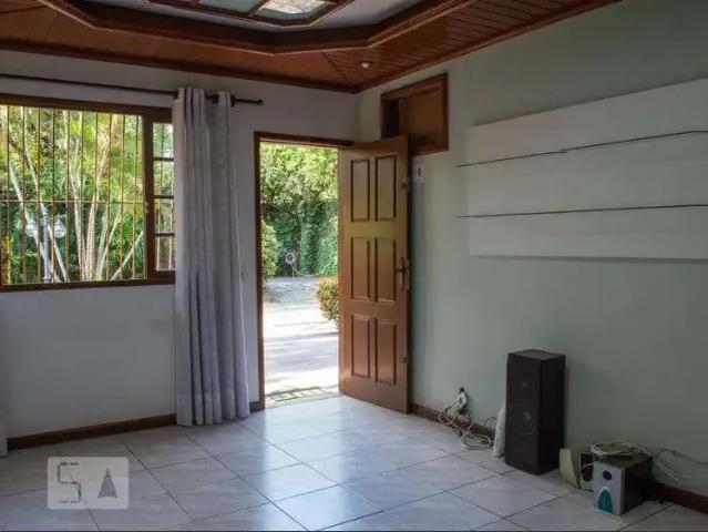 Casa / Sobrado em Condomínio para Locação em Rio de Janeiro/RJ Campo Grande 3 Quartos