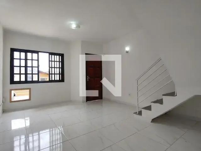 Casa / Sobrado em Condomínio para Locação em Rio de Janeiro/RJ Freguesia Ilha do Governador 4 Quartos