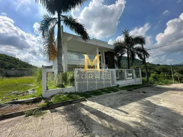 Casa / Sobrado em Condomínio para Locação em Rio de Janeiro/RJ Guaratiba 4 Quartos