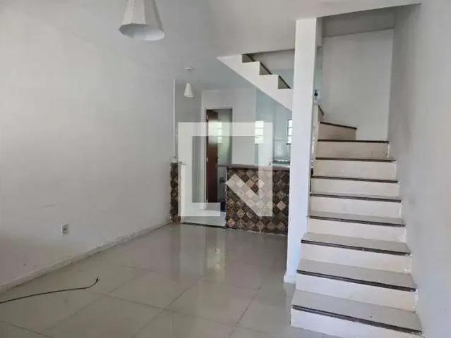 Casa / Sobrado em Condomínio para Locação em Rio de Janeiro/RJ Guaratiba 2 Quartos