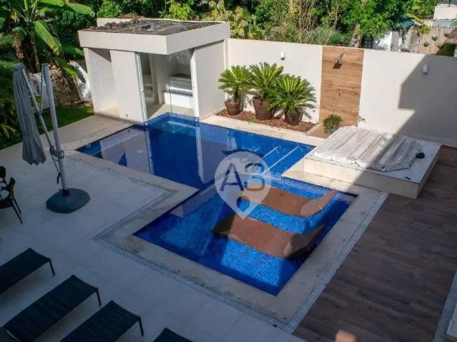 Casa / Sobrado em Condomínio para Locação em Rio de Janeiro/RJ Itanhangá 4 Quartos