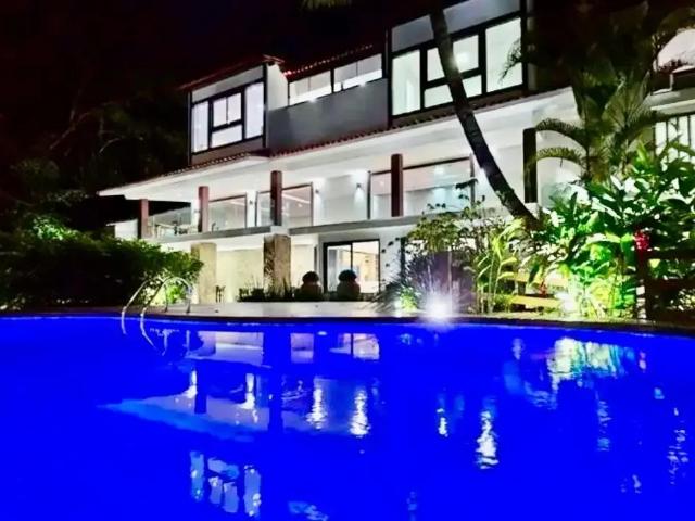 Casa / Sobrado em Condomínio para Locação em Rio de Janeiro/RJ Itanhangá 5 Quartos