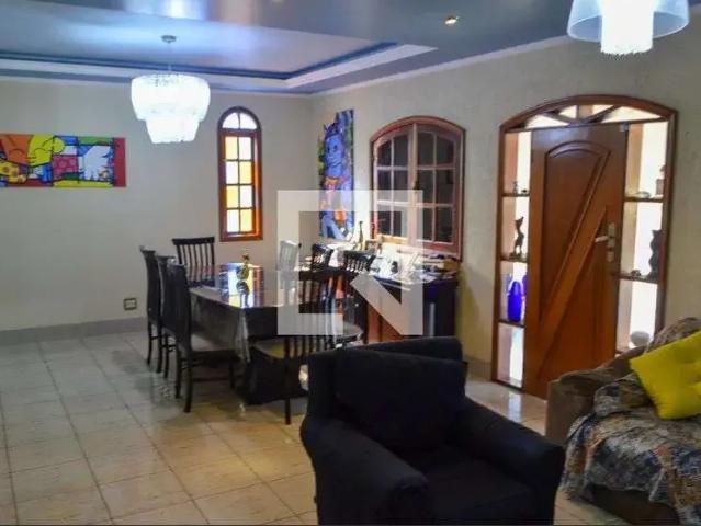 Casa / Sobrado em Condomínio para Locação em Rio de Janeiro/RJ Pechincha 4 Quartos