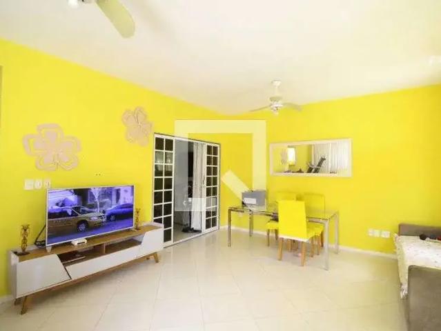 Casa / Sobrado em Condomínio para Locação em Rio de Janeiro/RJ Pechincha 2 Quartos