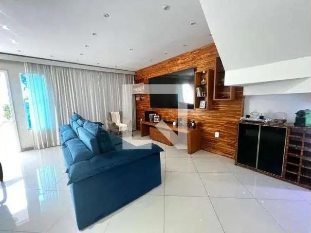 Casa / Sobrado em Condomínio para Locação em Rio de Janeiro/RJ Pechincha 3 Quartos
