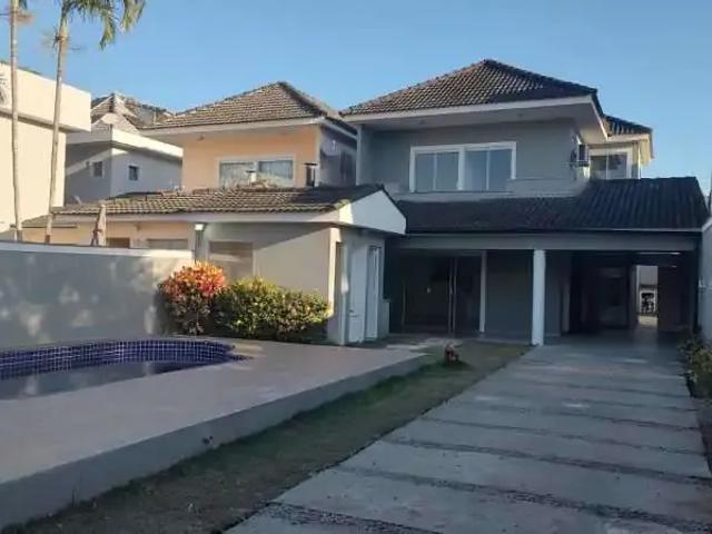 Casa / Sobrado em Condomínio para Locação em Rio de Janeiro/RJ Recreio dos Bandeirantes 4 Quartos
