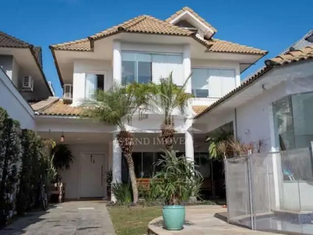 Casa / Sobrado em Condomínio para Locação em Rio de Janeiro/RJ Recreio dos Bandeirantes 4 Quartos