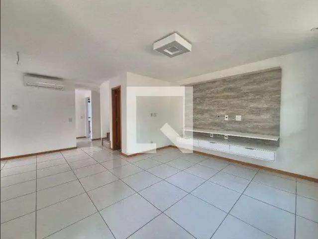 Casa / Sobrado em Condomínio para Locação em Rio de Janeiro/RJ Recreio dos Bandeirantes 4 Quartos