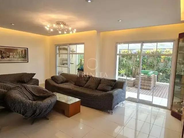 Casa / Sobrado em Condomínio para Locação em Rio de Janeiro/RJ Recreio dos Bandeirantes 4 Quartos