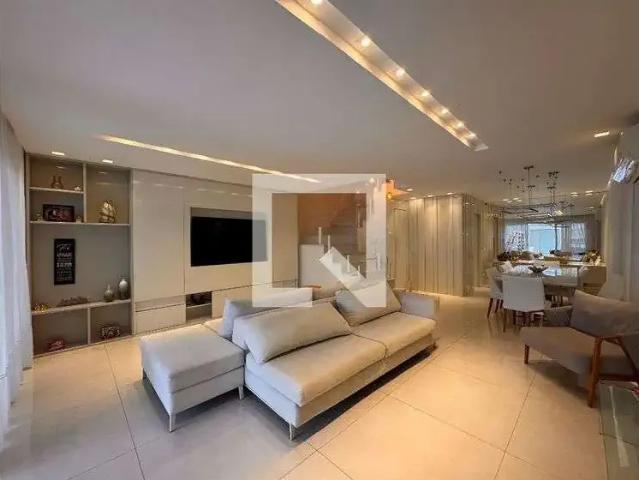 Casa / Sobrado em Condomínio para Locação em Rio de Janeiro/RJ Recreio dos Bandeirantes 4 Quartos
