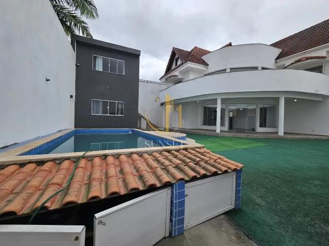Casa / Sobrado em Condomínio para Locação em Rio de Janeiro/RJ Recreio dos Bandeirantes 4 Quartos