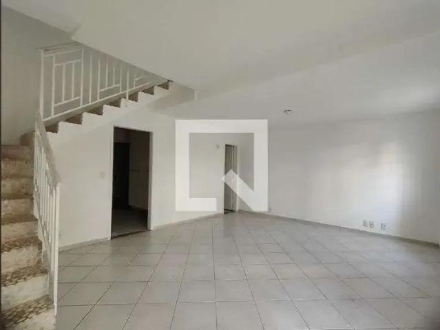 Casa / Sobrado em Condomínio para Locação em Rio de Janeiro/RJ Recreio dos Bandeirantes 4 Quartos