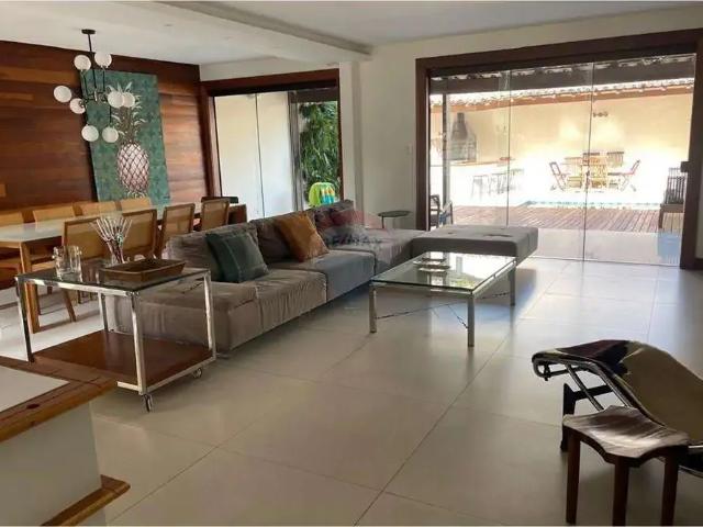 Casa / Sobrado em Condomínio para Locação em Rio de Janeiro/RJ Recreio dos Bandeirantes 5 Quartos