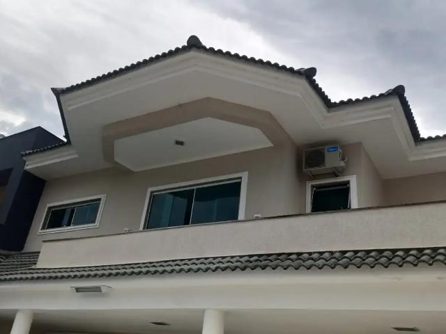 Casa / Sobrado em Condomínio para Locação em Rio de Janeiro/RJ Recreio dos Bandeirantes 5 Quartos