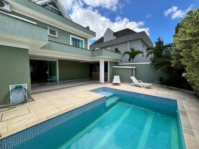 Casa / Sobrado em Condomínio para Locação em Rio de Janeiro/RJ Recreio dos Bandeirantes 5 Quartos