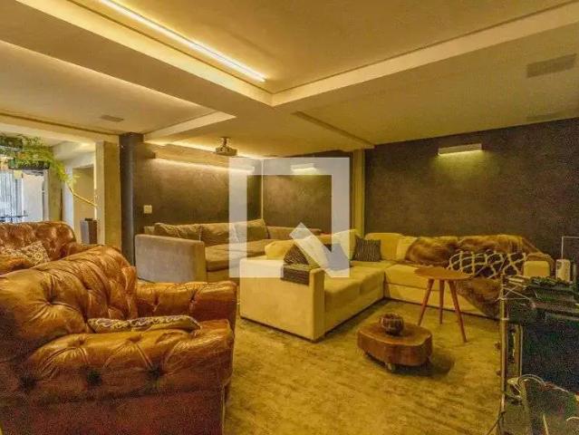 Casa / Sobrado em Condomínio para Locação em Rio de Janeiro/RJ Recreio dos Bandeirantes 5 Quartos
