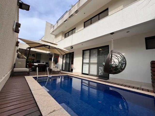Casa / Sobrado em Condomínio para Locação em Rio de Janeiro/RJ Recreio dos Bandeirantes 3 Quartos