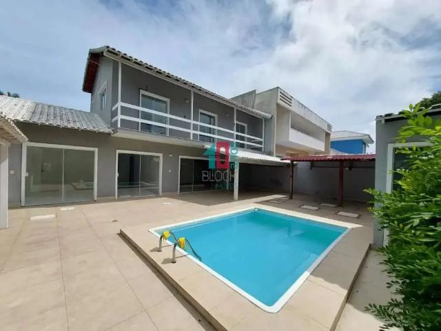 Casa / Sobrado em Condomínio para Locação em Rio de Janeiro/RJ Recreio dos Bandeirantes 3 Quartos