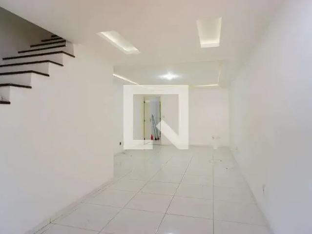 Casa / Sobrado em Condomínio para Locação em Rio de Janeiro/RJ Recreio dos Bandeirantes 3 Quartos