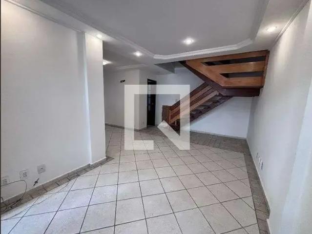 Casa / Sobrado em Condomínio para Locação em Rio de Janeiro/RJ Recreio dos Bandeirantes 3 Quartos