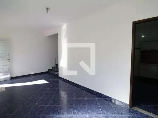 Casa / Sobrado em Condomínio para Locação em Rio de Janeiro/RJ Taquara 2 Quartos