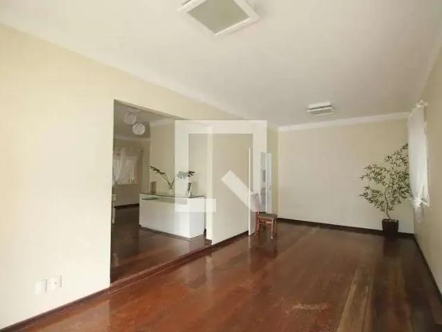 Casa / Sobrado em Condomínio para Locação em Rio de Janeiro/RJ Taquara 6 Quartos