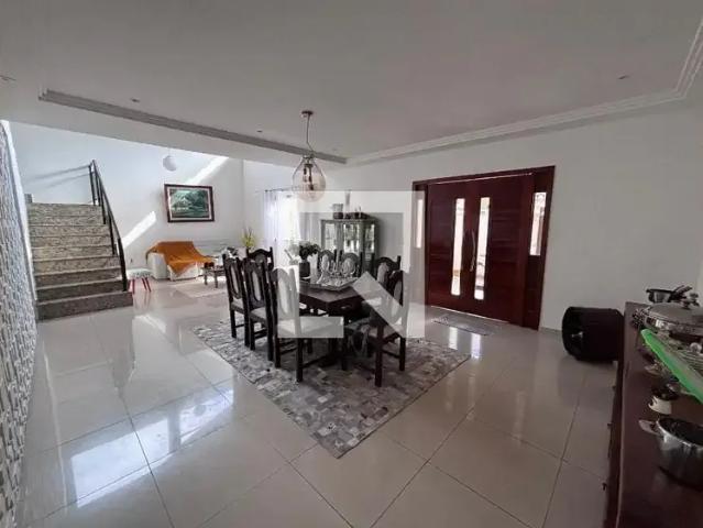 Casa / Sobrado em Condomínio para Locação em Rio de Janeiro/RJ Vargem Grande 4 Quartos