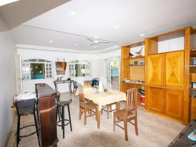 Casa / Sobrado em Condomínio para Locação em Rio de Janeiro/RJ Vargem Grande 5 Quartos