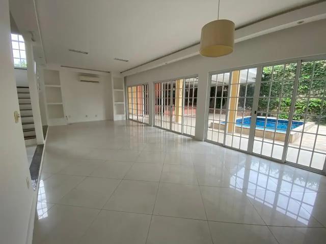 Casa / Sobrado em Condomínio para Locação em Rio de Janeiro/RJ Vargem Grande 5 Quartos