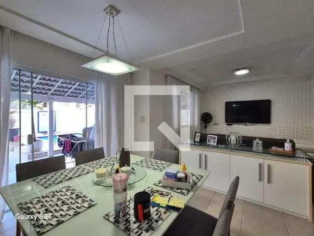 Casa / Sobrado em Condomínio para Locação em Rio de Janeiro/RJ Vargem Pequena 3 Quartos