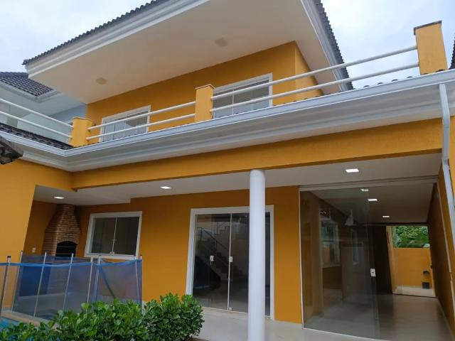 Casa / Sobrado em Condomínio para Locação em Rio de Janeiro/RJ Vargem Pequena 3 Quartos