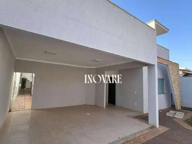 Casa / Sobrado em Condomínio para Locação em Rio Verde/GO Setor Universitário 3 Quartos