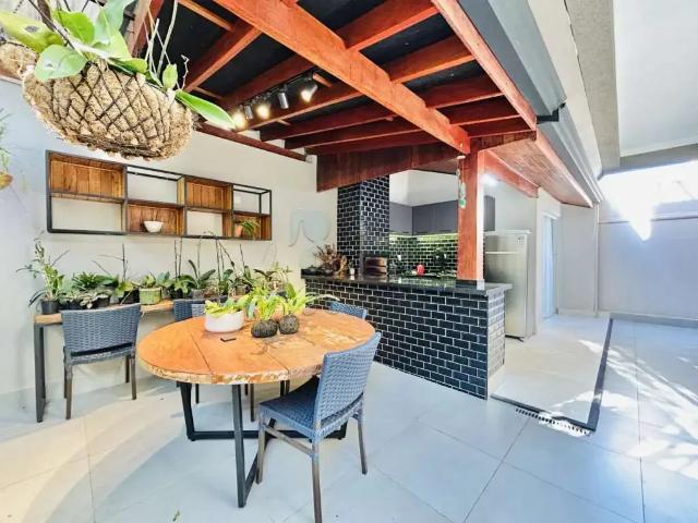 Casa / Sobrado em Condomínio para Locação em Ribeirão Preto/SP Nova Aliança 4 Quartos