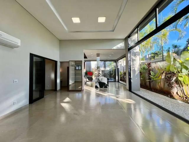 Casa / Sobrado em Condomínio para Locação em Ribeirão Preto/SP Bonfim Paulista 4 Quartos