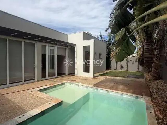 Casa / Sobrado em Condomínio para Locação em Ribeirão Preto/SP Bonfim Paulista 3 Quartos
