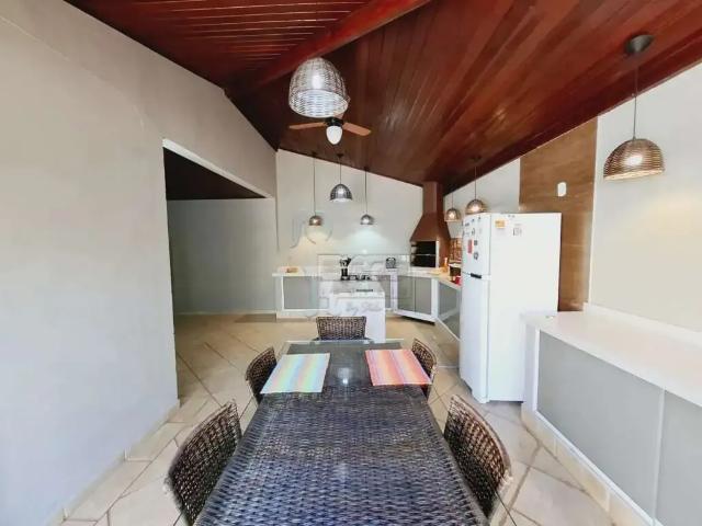 Casa / Sobrado em Condomínio para Locação em Ribeirão Preto/SP Parque dos Lagos 3 Quartos