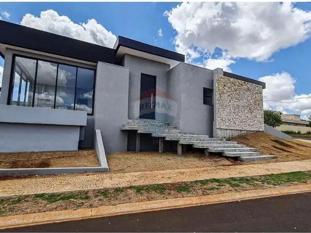Casa / Sobrado em Condomínio para Locação em Ribeirão Preto/SP Residencial Alto do Castelo 3 Quartos