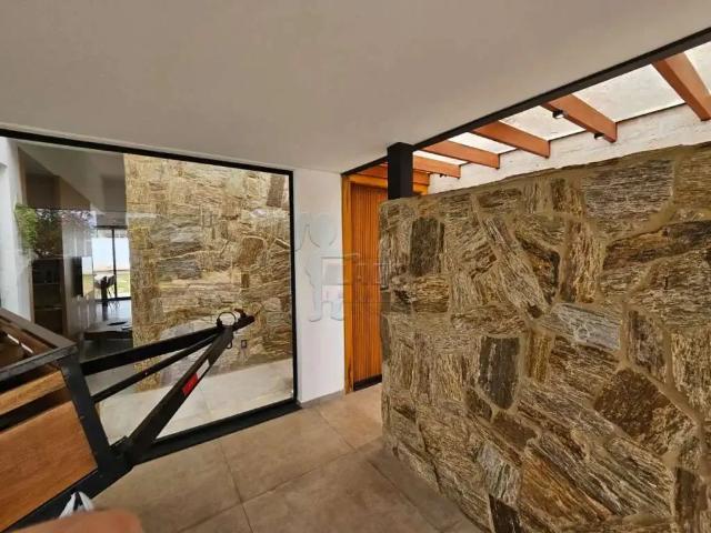 Casa / Sobrado em Condomínio para Locação em Ribeirão Preto/SP Alphaville 3 Quartos