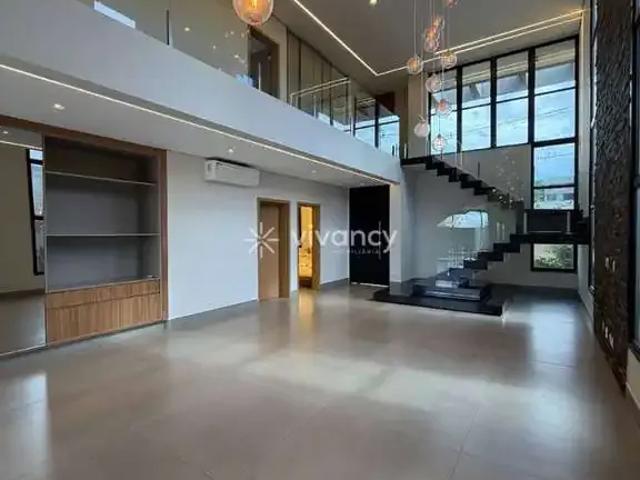 Casa / Sobrado em Condomínio para Locação em Ribeirão Preto/SP Vila do Golf 4 Quartos