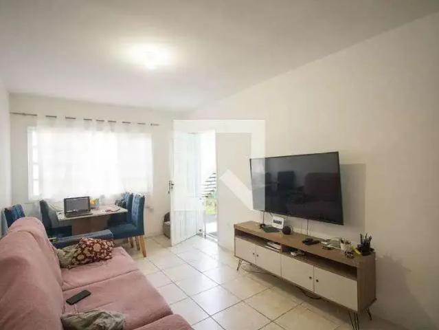 Casa / Sobrado em Condomínio para Locação em São Gonçalo/RJ Colubande 2 Quartos