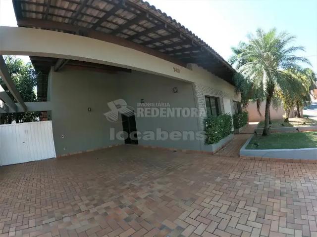 Casa / Sobrado em Condomínio para Locação em São José do Rio Preto/SP Condomínio Débora Cristina 3 Quartos