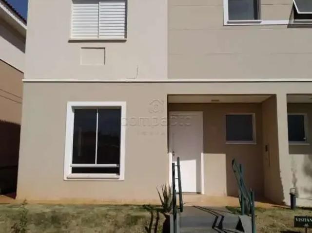Casa / Sobrado em Condomínio para Locação em São José do Rio Preto/SP Giardino 4 Quartos
