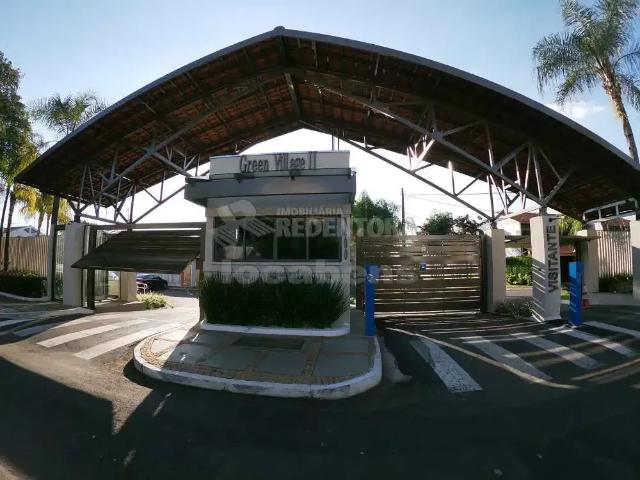 Casa / Sobrado em Condomínio para Locação em São José do Rio Preto/SP Higienópolis 3 Quartos