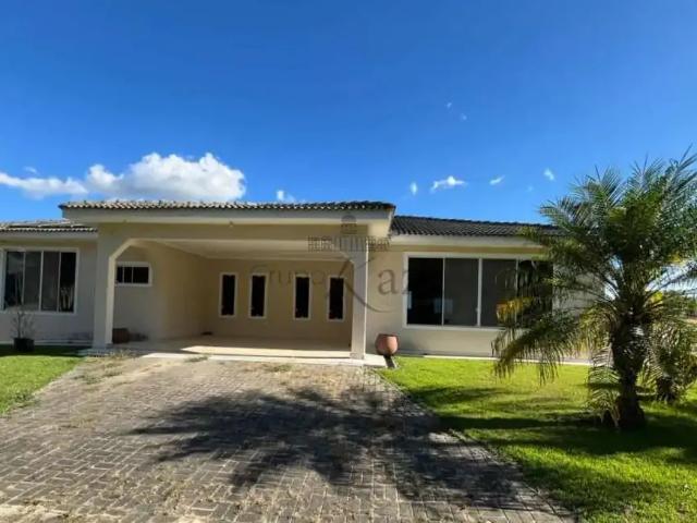 Casa / Sobrado em Condomínio para Locação em São José dos Campos/SP Alto da Ponte 3 Quartos