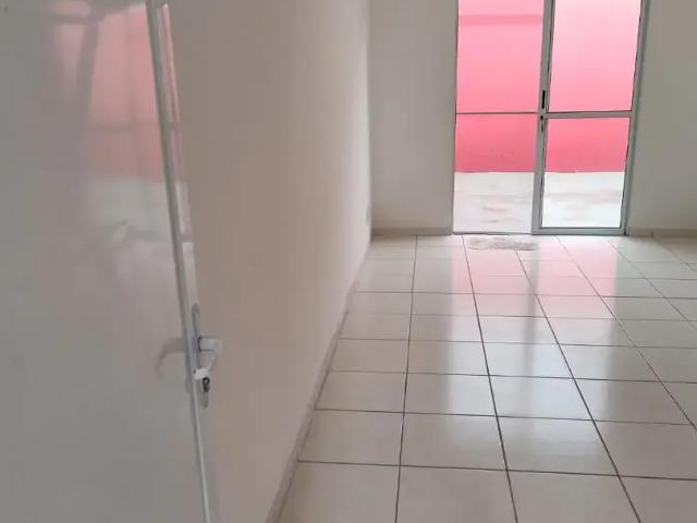 Casa / Sobrado em Condomínio para Locação em São José dos Campos/SP Eugênio de Mello 2 Quartos
