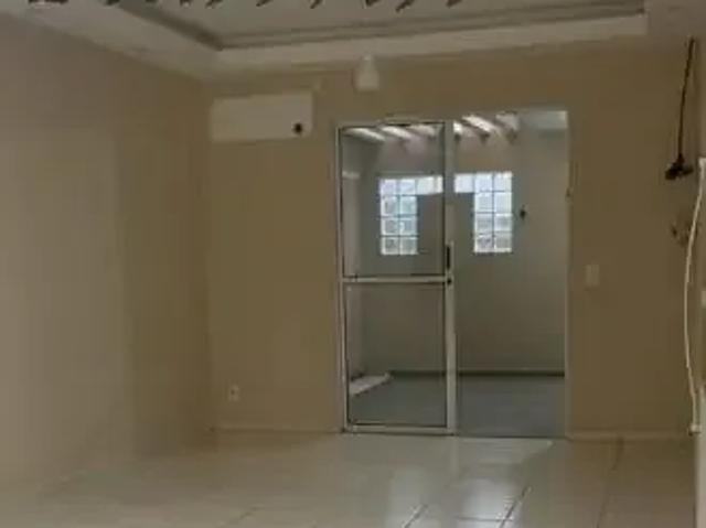 Casa / Sobrado em Condomínio para Locação em São José dos Campos/SP Eugênio de Mello 3 Quartos