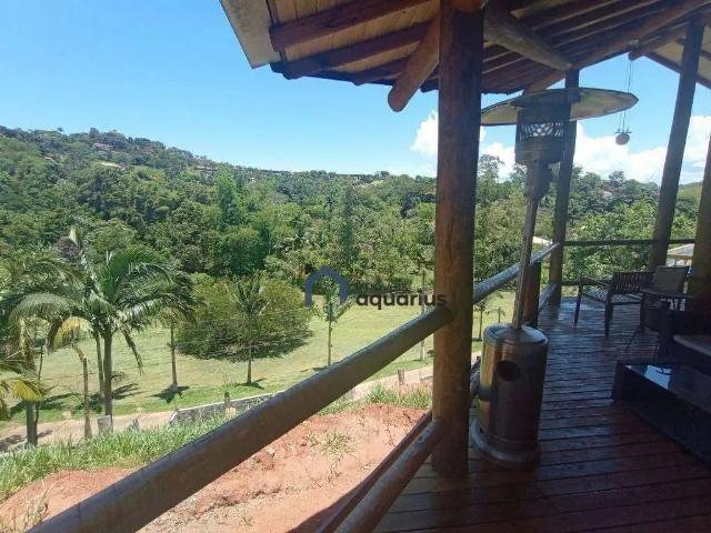 Casa / Sobrado em Condomínio para Locação em São José dos Campos/SP Freitas 3 Quartos
