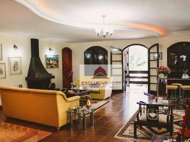 Casa / Sobrado em Condomínio para Locação em São José dos Campos/SP Quinta das Flores 3 Quartos