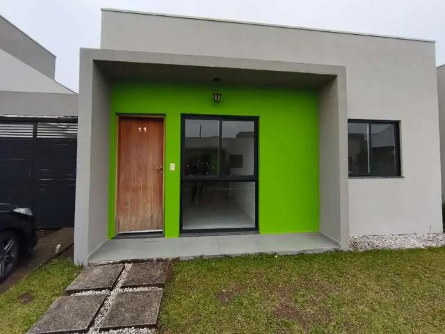 Casa / Sobrado em Condomínio para Locação em São José dos Pinhais/PR Ipê 2 Quartos